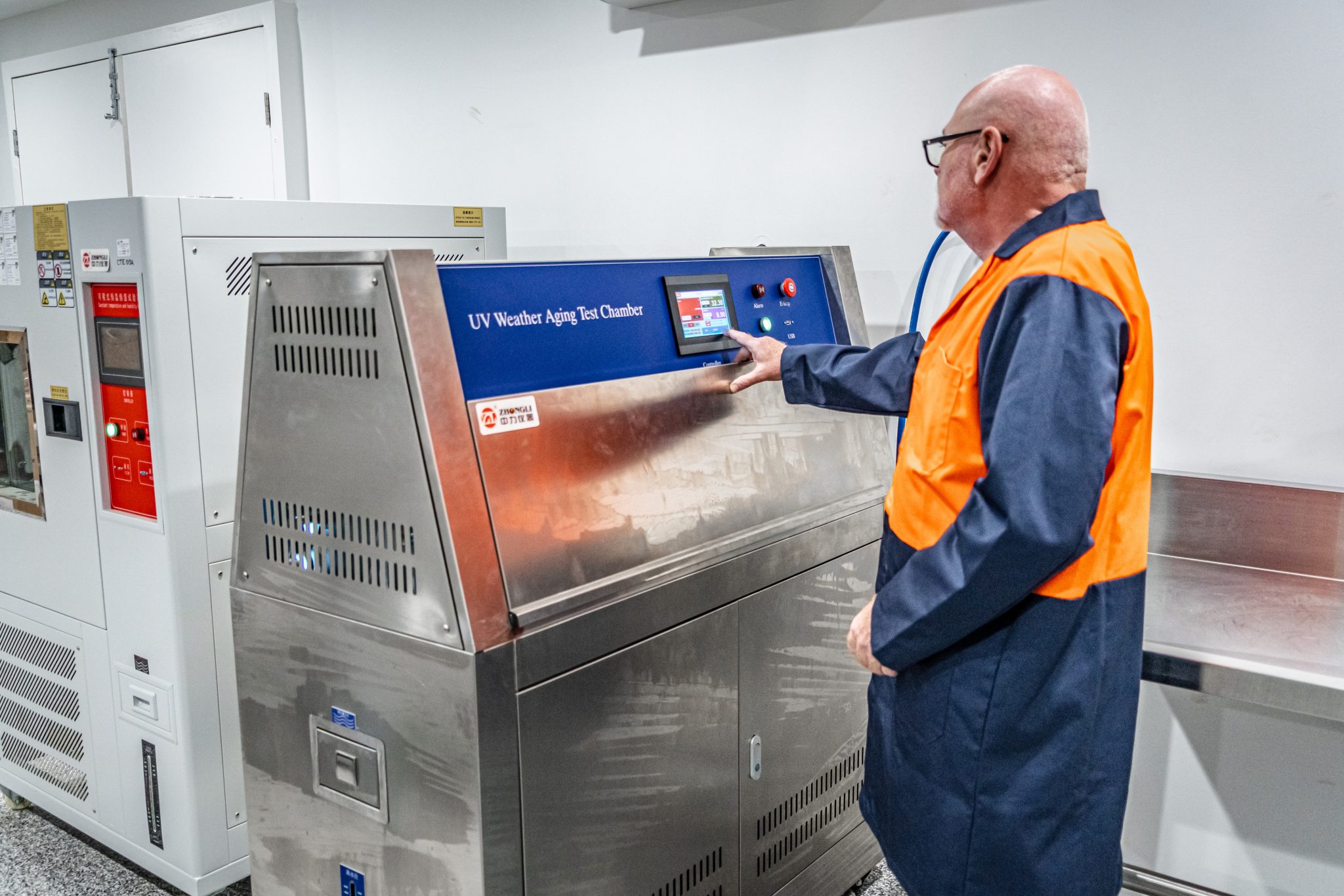 Weathering & UV Exposure Testing Australia | UV Lamp Testing - ITA