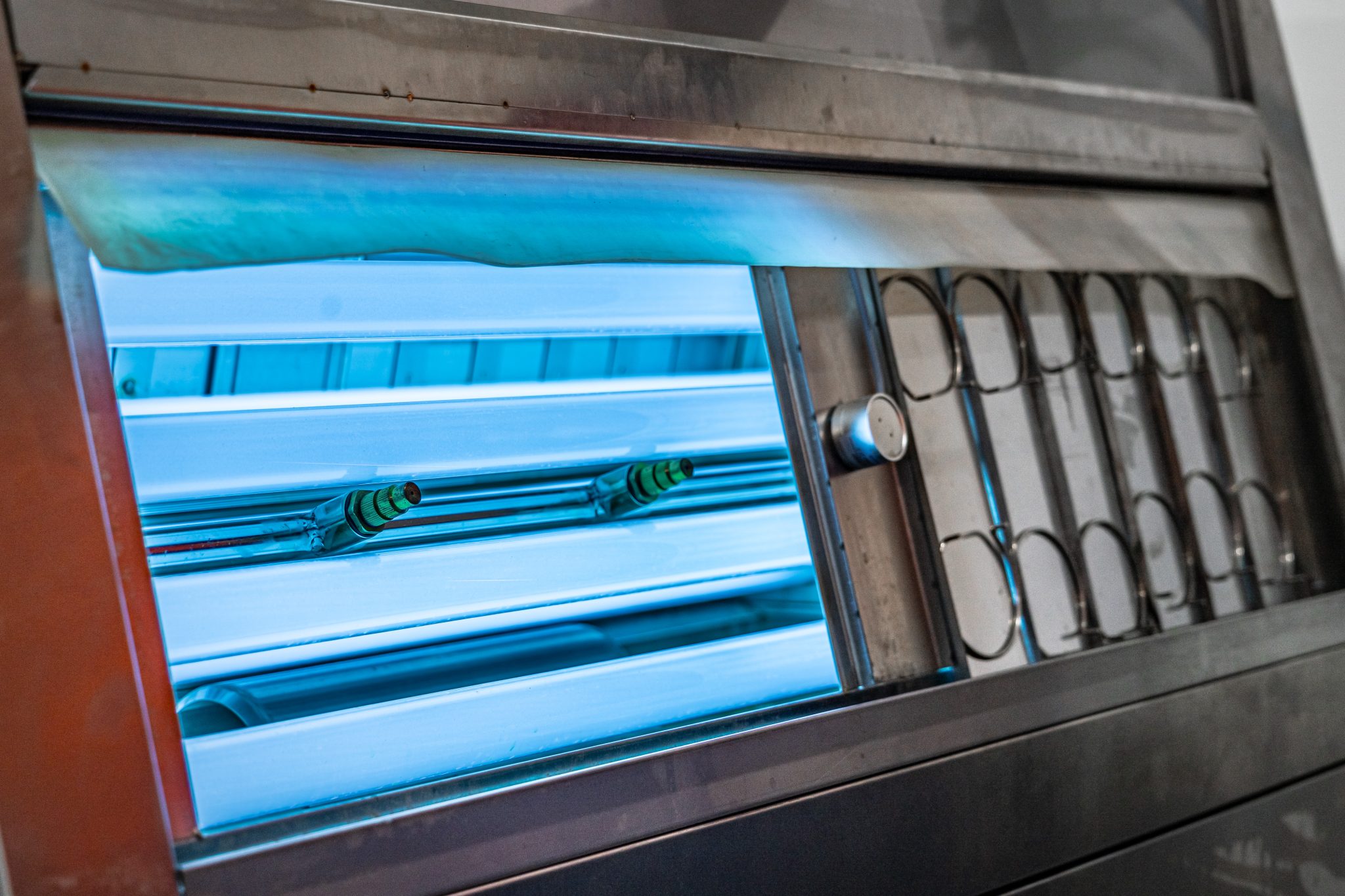 Weathering & UV Exposure Testing Australia | UV Lamp Testing - ITA